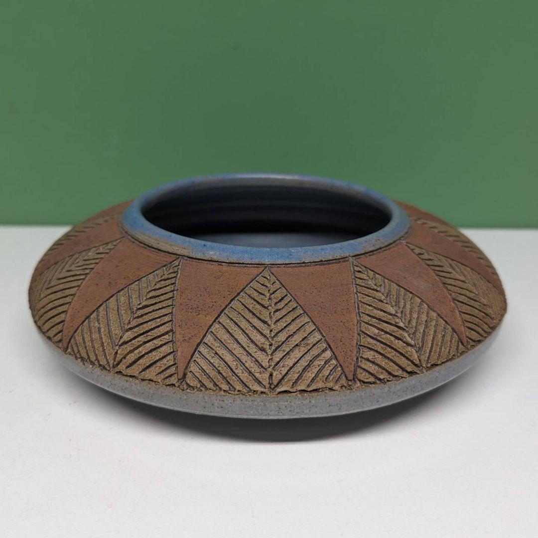 Vintage Mary Tuttle Pottery Vessel - Etsy