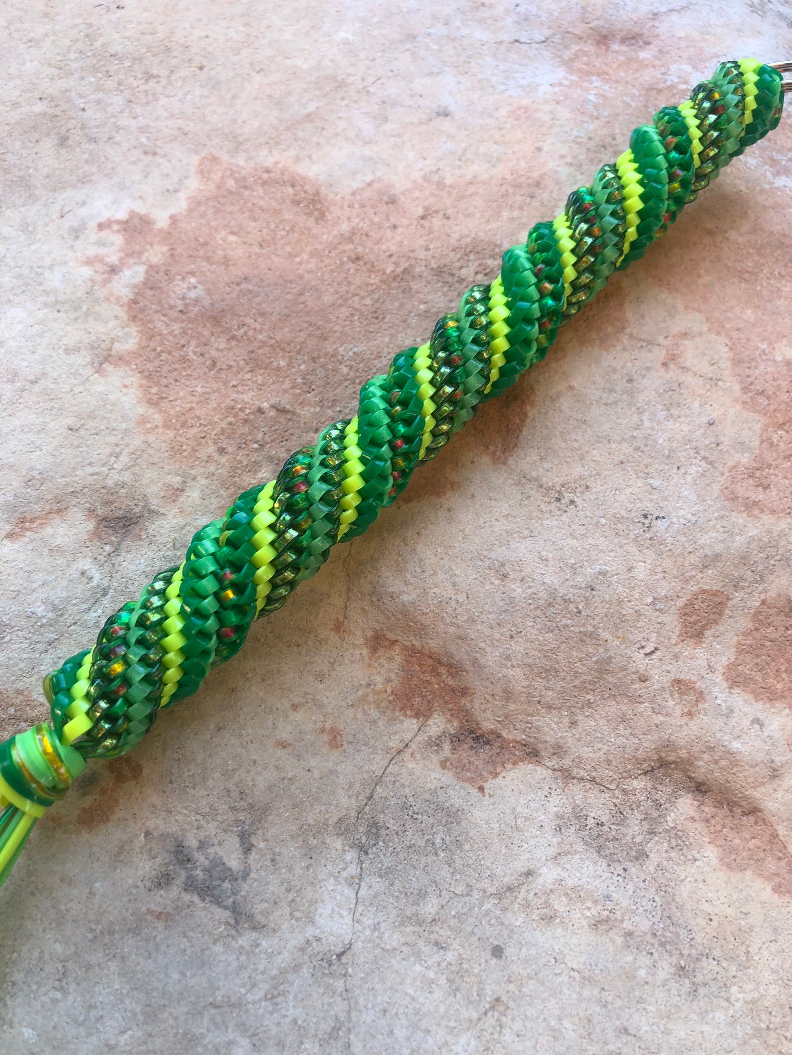 Ready to Ship Woven Keychain Rexlace Plastic Lace Scoubidou Scoubi ...