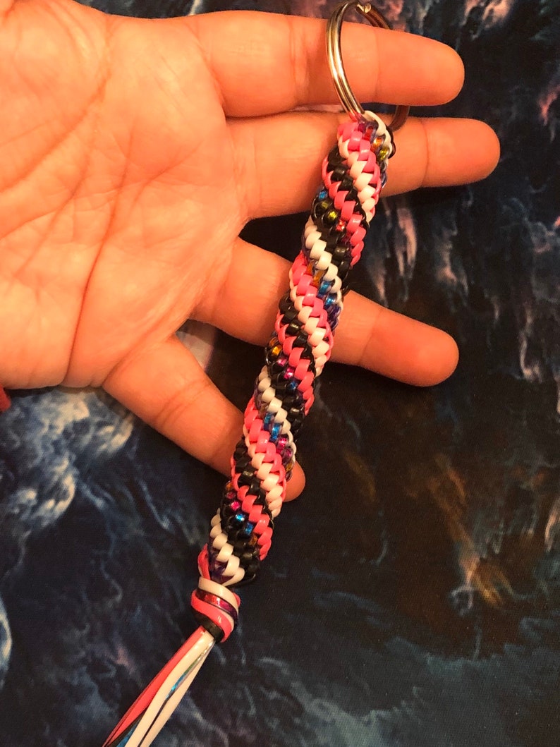 Ready to Ship Woven Keychain Rexlace Plastic Lace Scoubidou Scoubi ...