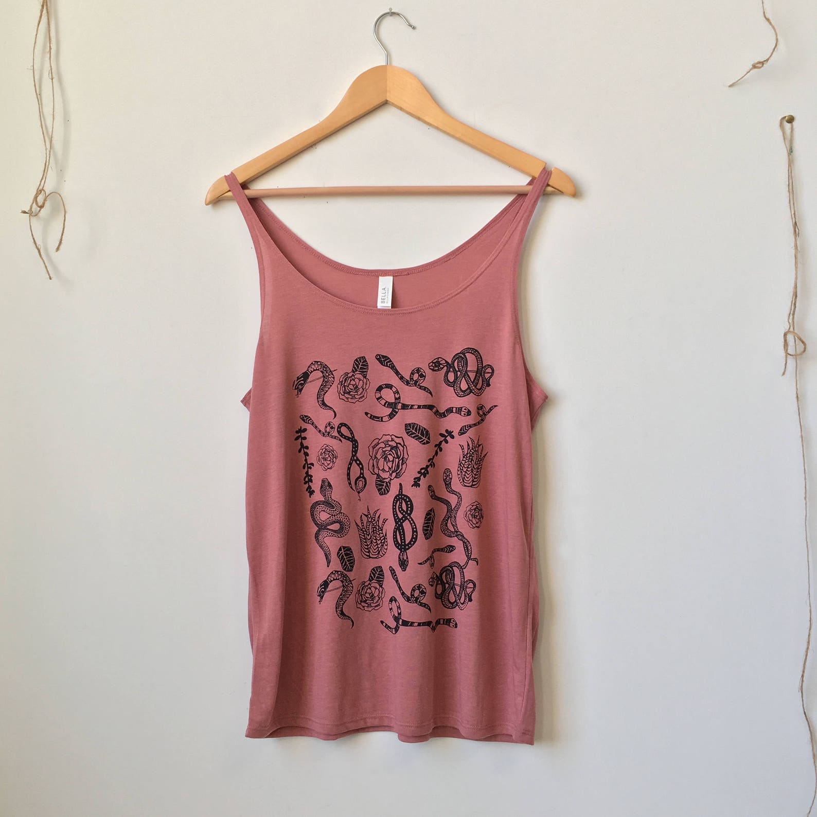 Snake Flat Lay Pattern Tank - Etsy