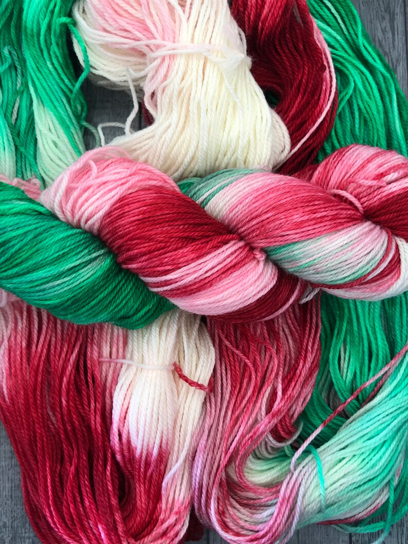 Hand Dyed Yarn. Christmas Yarn. Variegated Yarn. Candy Cane. | Etsy
