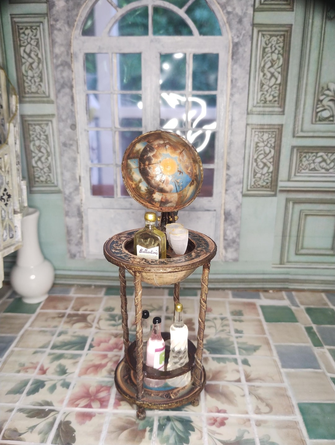 1:12 Globe Drinks Cabinet - Digital SVG Download for Cricut Joy+ - Etsy