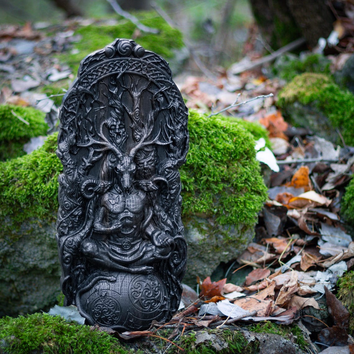 Handmade Oak Cernunnos Statue: Celtic Horned God Altar Decor - Etsy
