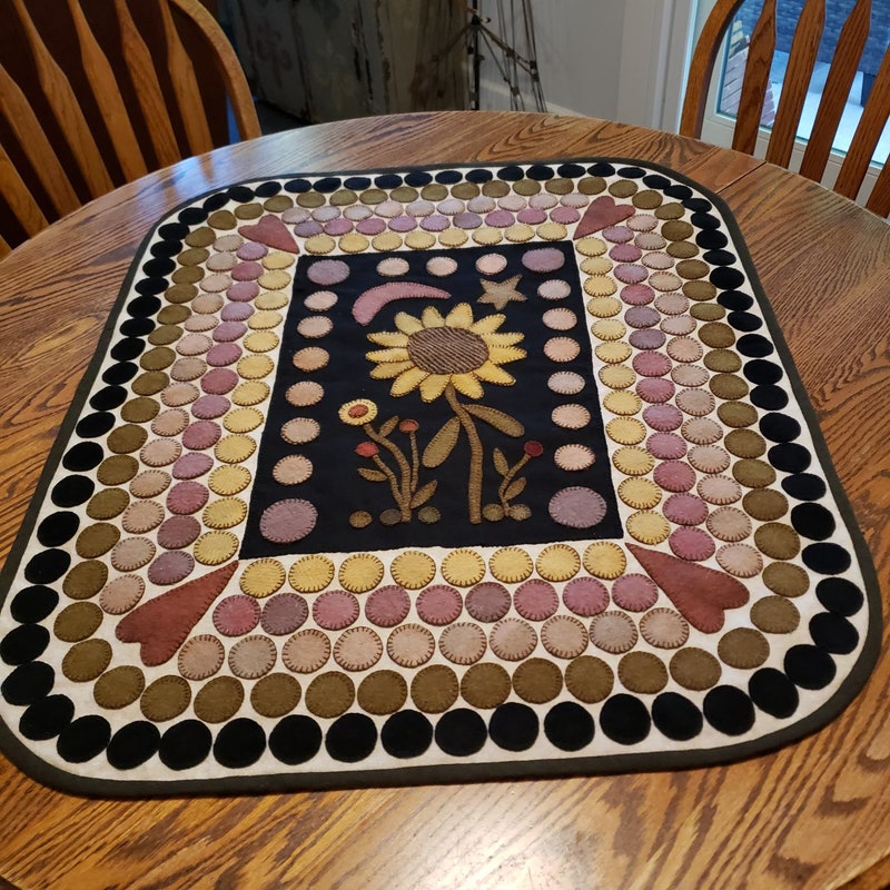Sunflower Penny Rug - Etsy