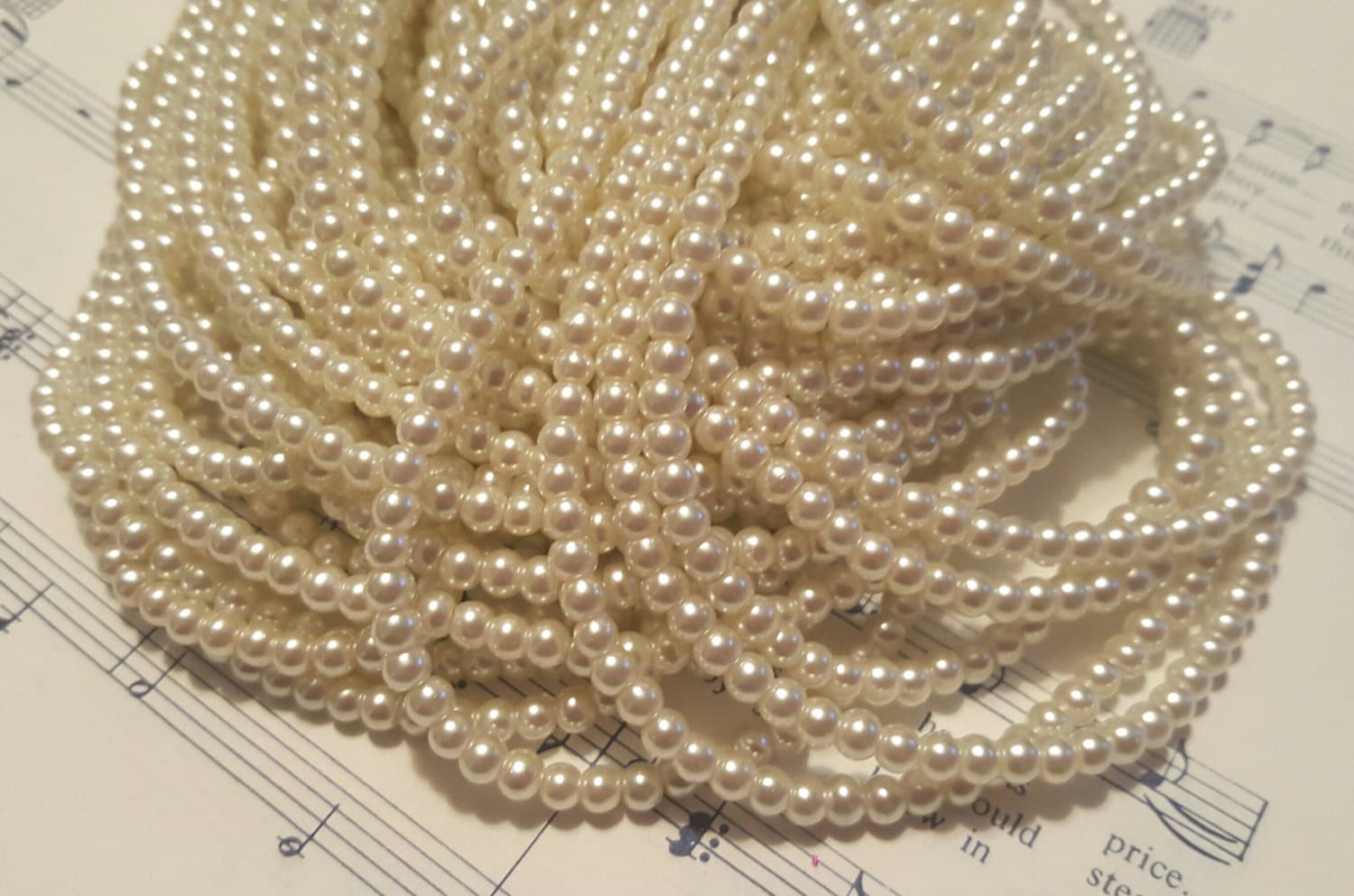 4mm Ivory Glass Pearls 200pcs. Ivory White Pearl Ivory - Etsy