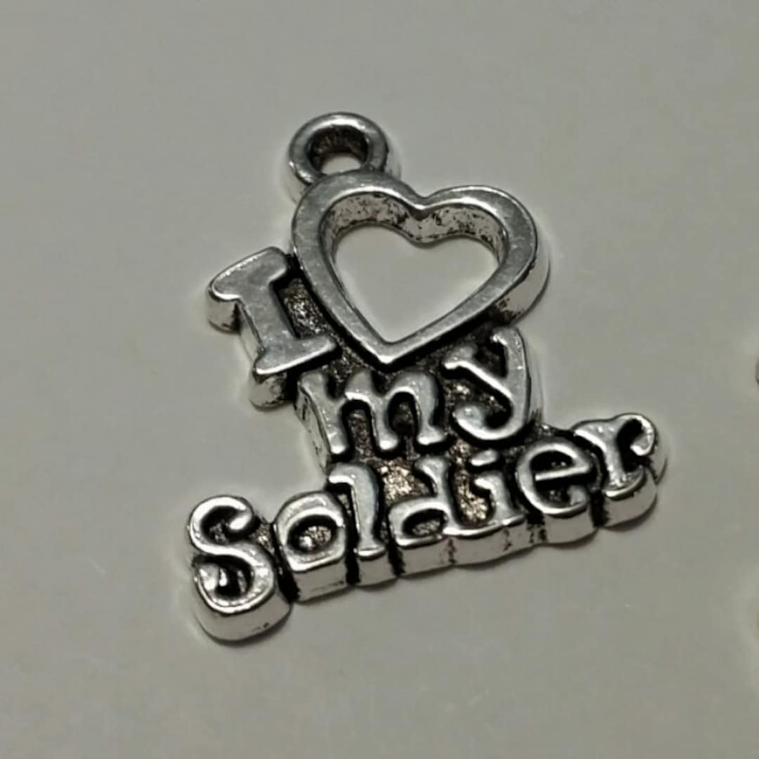 I Heart My Soldier - 10 Pcs. - Patriotic Charms - Silver Soldier Charms ...
