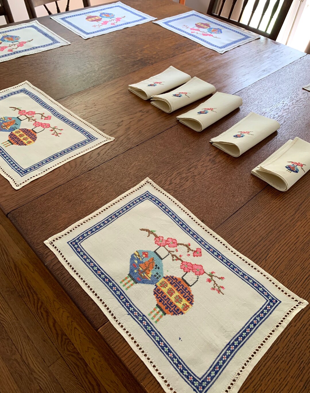 12 Piece Linen Table Set, 7 Placemats & 5 Napkins, Hand Embroidered ...