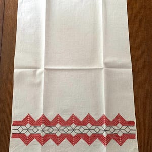 Vintage Towel, Huck Cloth Swedish Weave, Cranberry Red & Black - Etsy