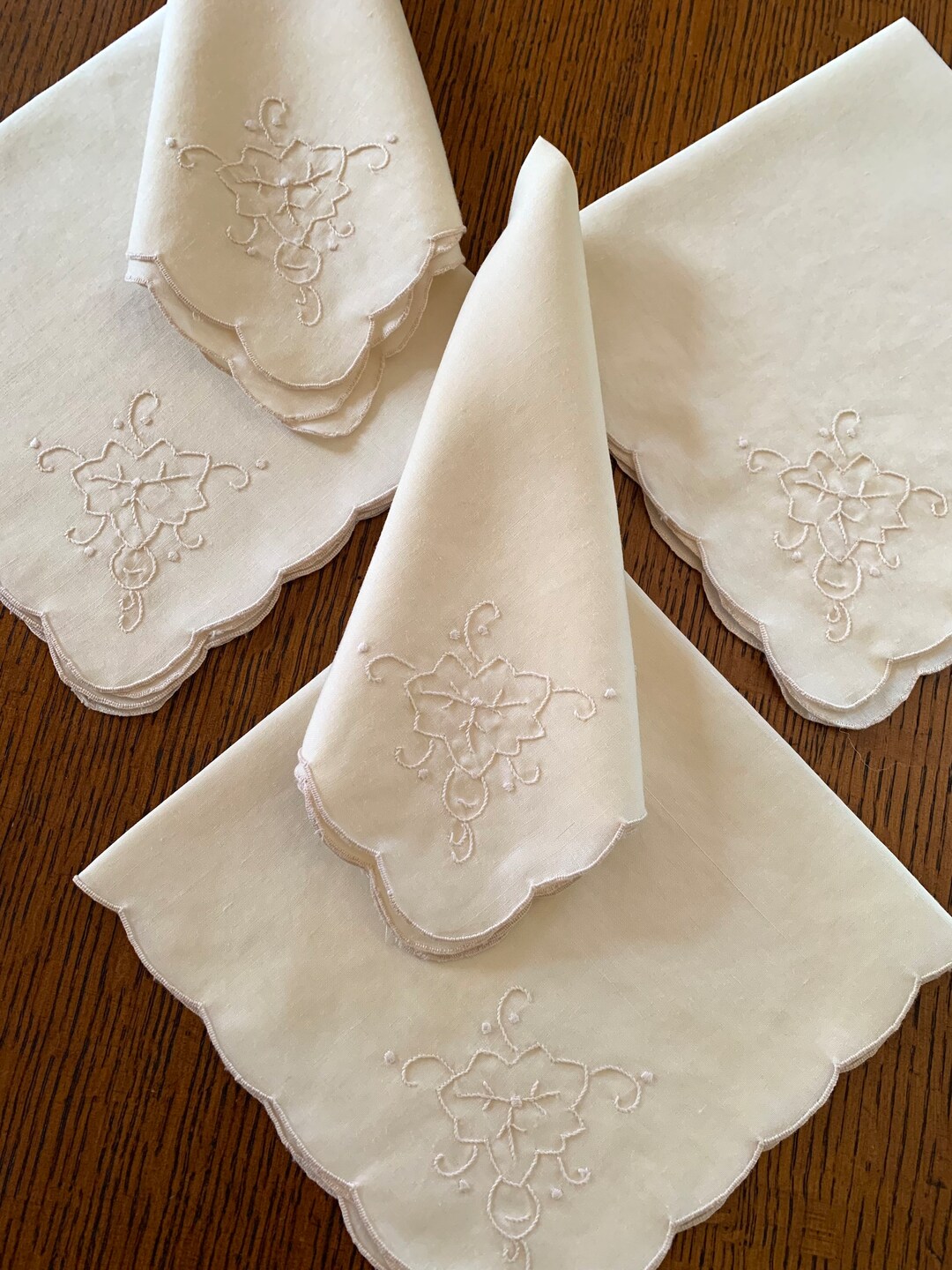 Set of 5 Vintage Dinner Napkins, Ecru, Embroidered - Etsy