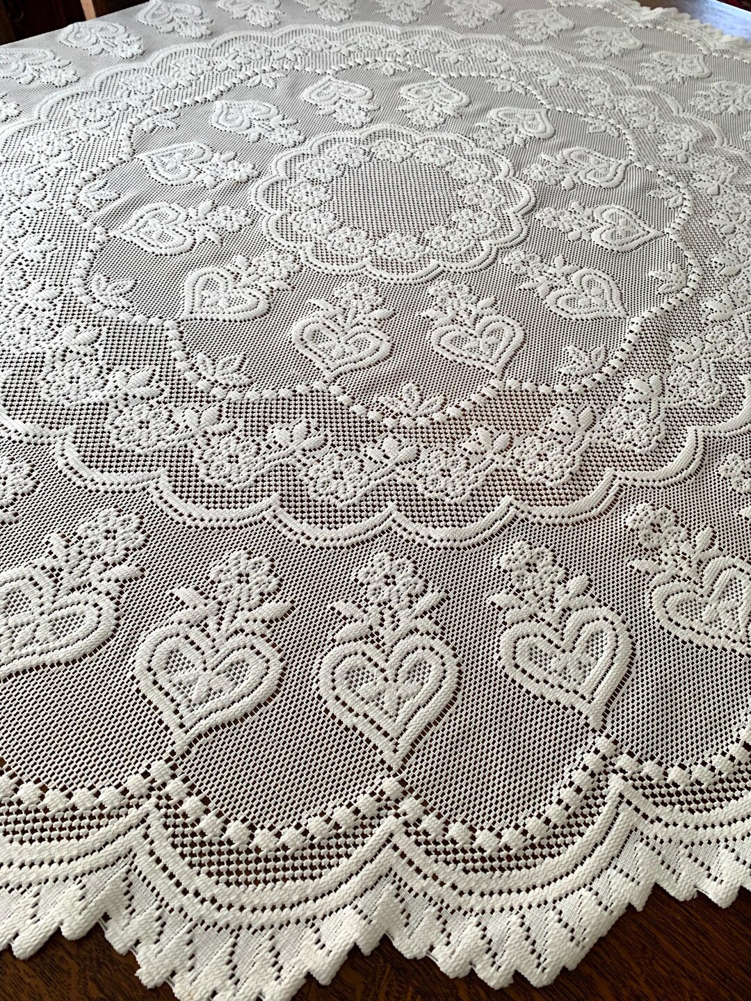 Oval Vintage Heritage Lace Tablecloth, Alpine Heart and Flower, 58 X 63 ...