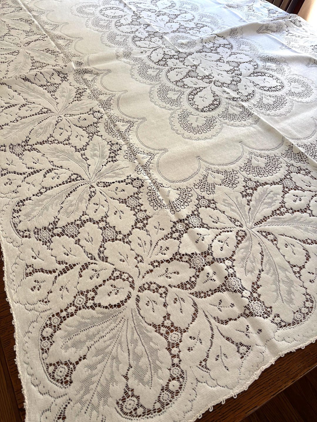 Vintage Quaker Lace Tablecloth: 76" X 56" Light Cream Fabric - Etsy