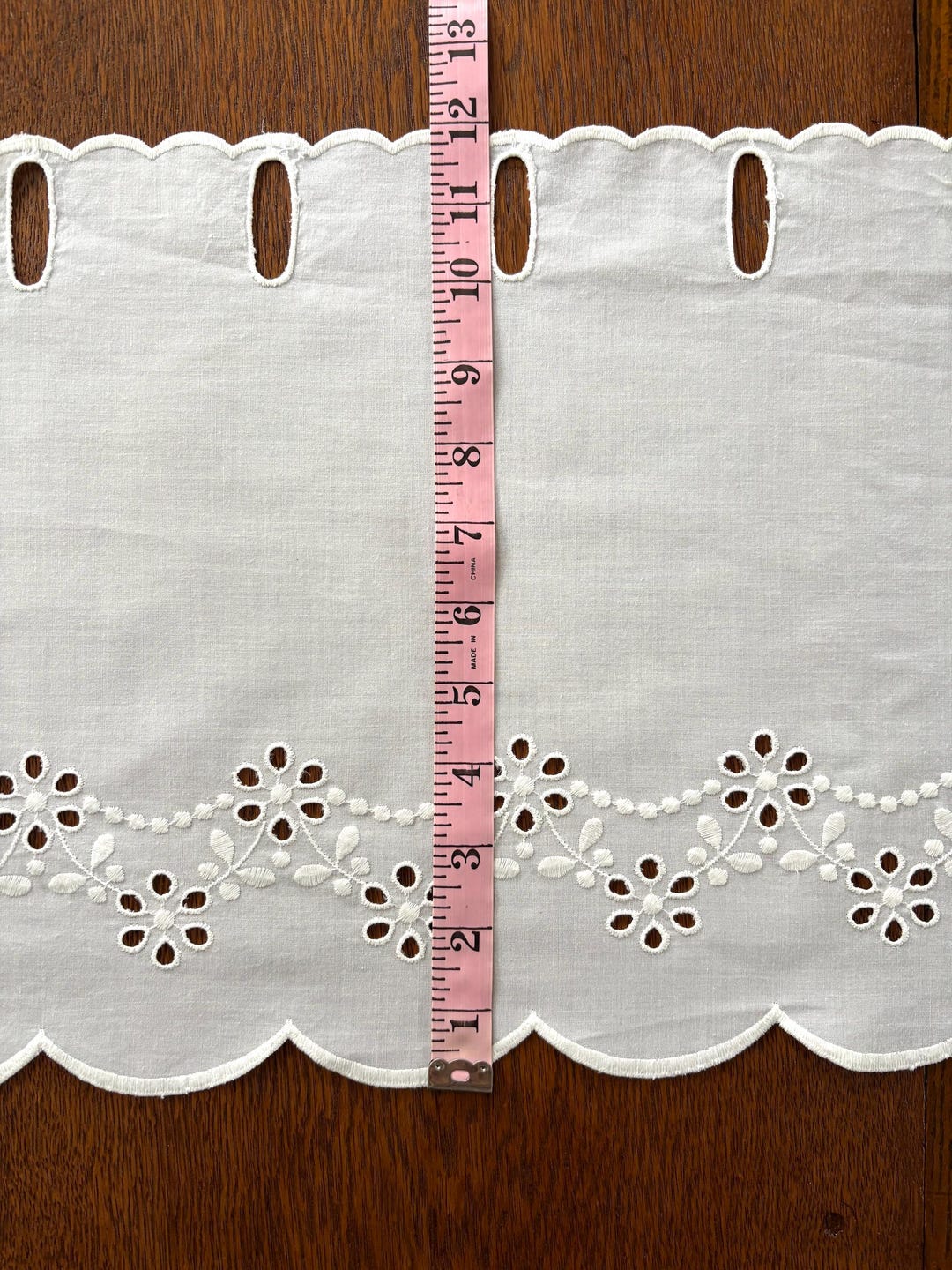 Vintage Eyelet Valance Fabric, Keyhole Top, 105" Wide X 12" High - Etsy