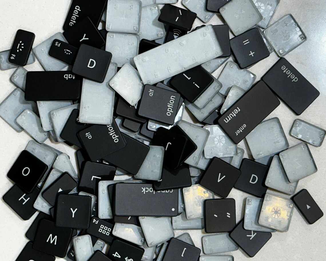 Bag of NEW Random Keyboard Keys for DIY Crafts (macbook Pro) 100+ - Etsy