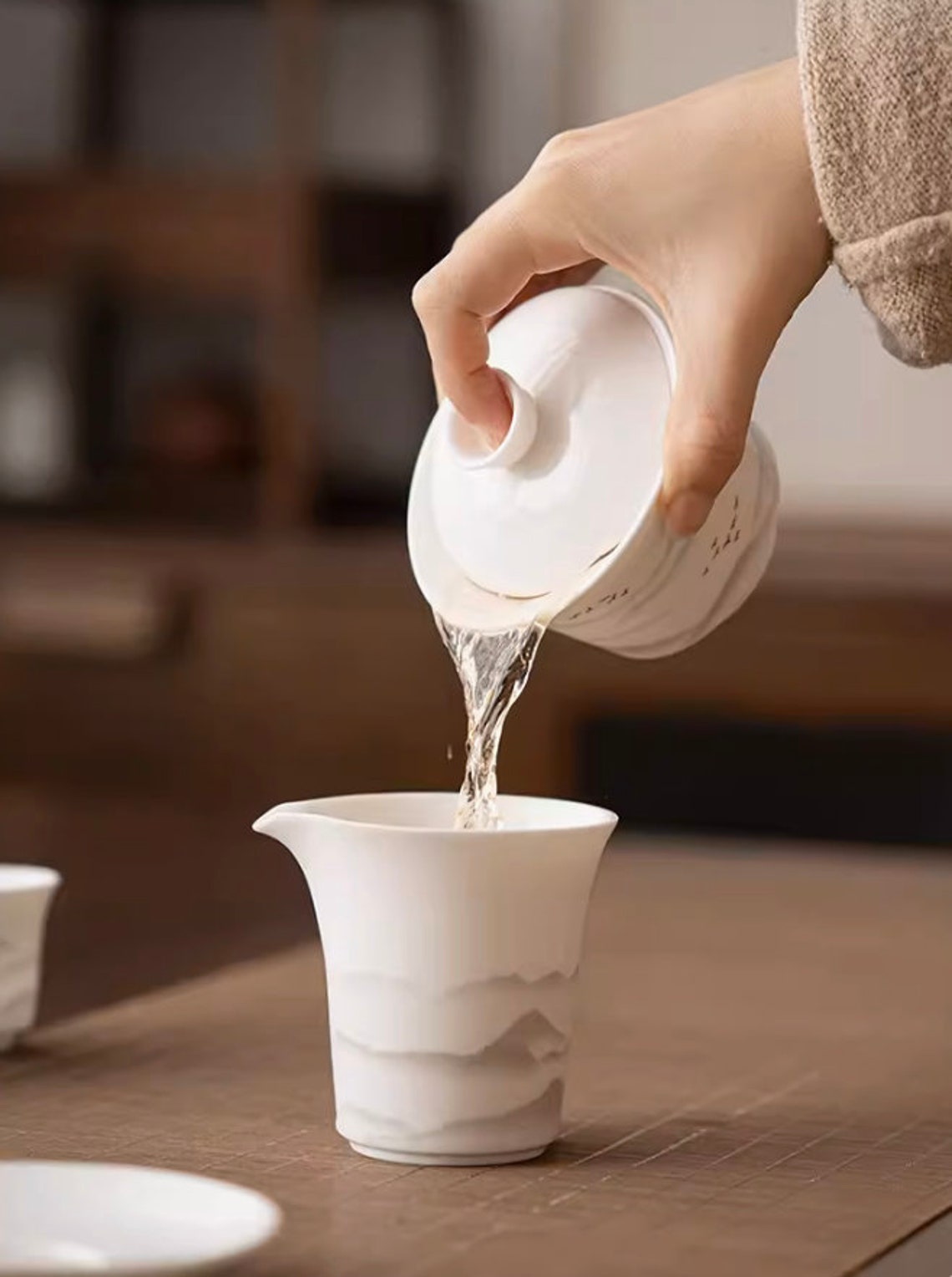 Porcelain Gaiwan With Black & White Mountain Drawing, 170ml, Sancai ...
