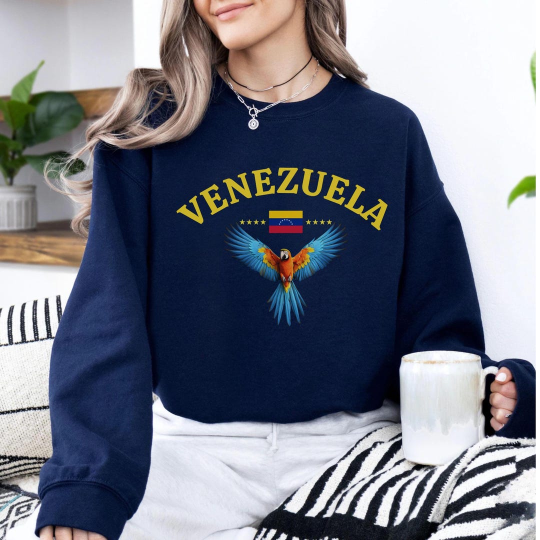 Venezuela Sweatshirt, Venezuela Gift- Venezuelan Flag Crewneck Pullover ...