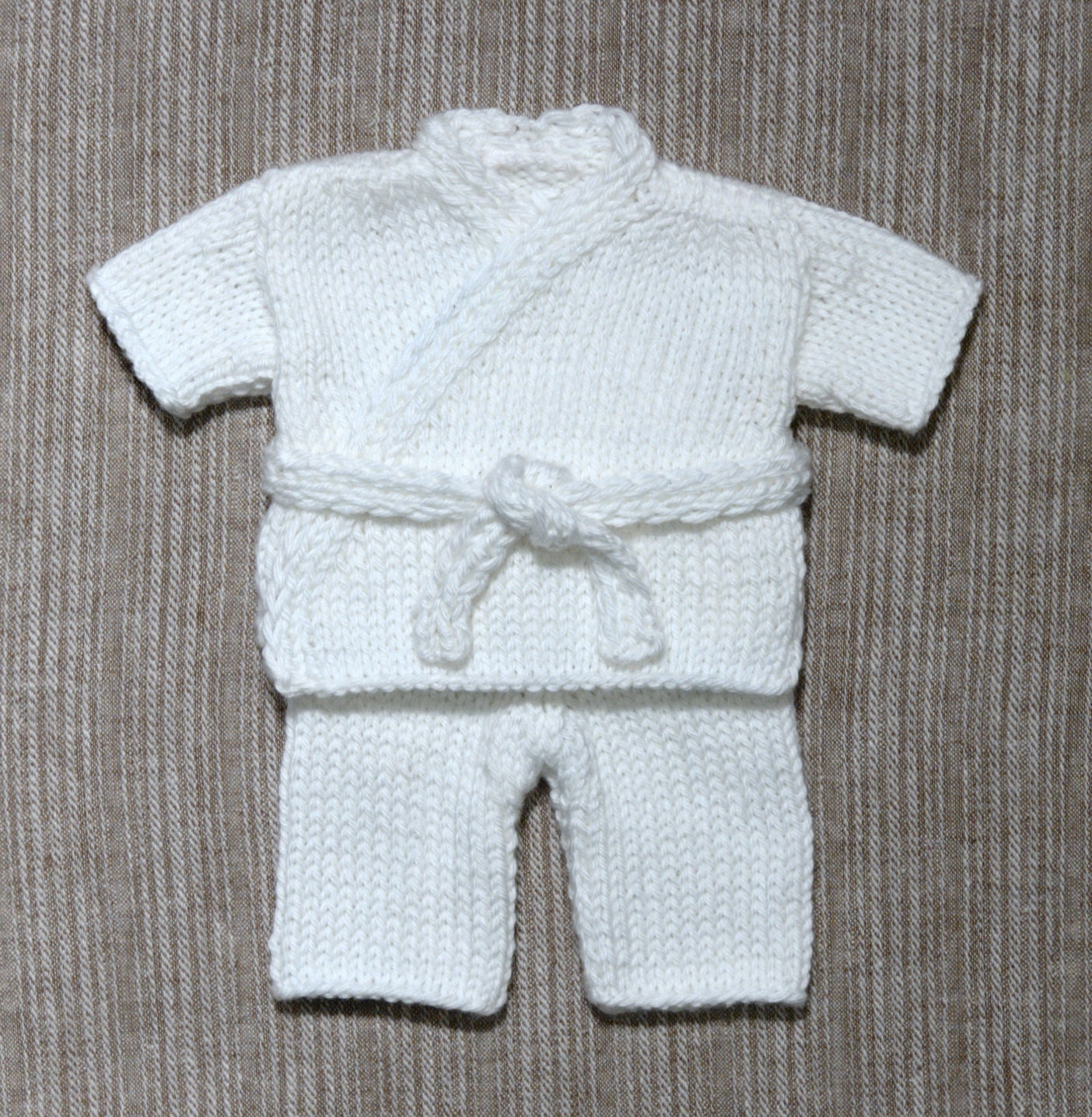 Red Panda With Karate Gi Knitting Pattern | Etsy