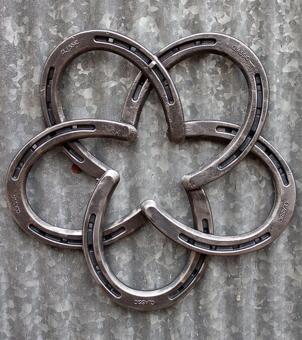 Horseshoe Star Wall Decoration - Etsy Canada