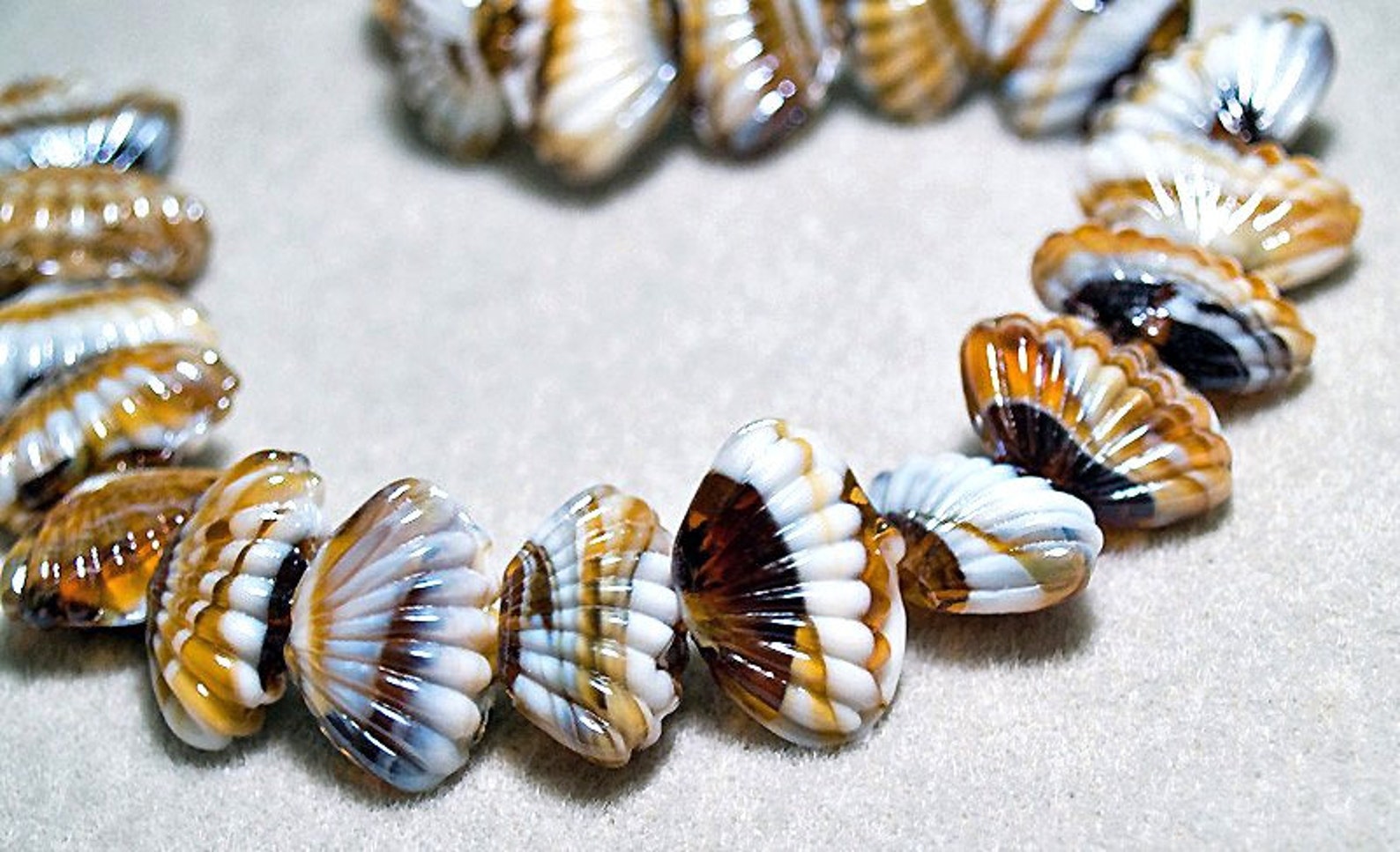 Summers on the Shore Murano Style Shell Beads-glass Shell | Etsy