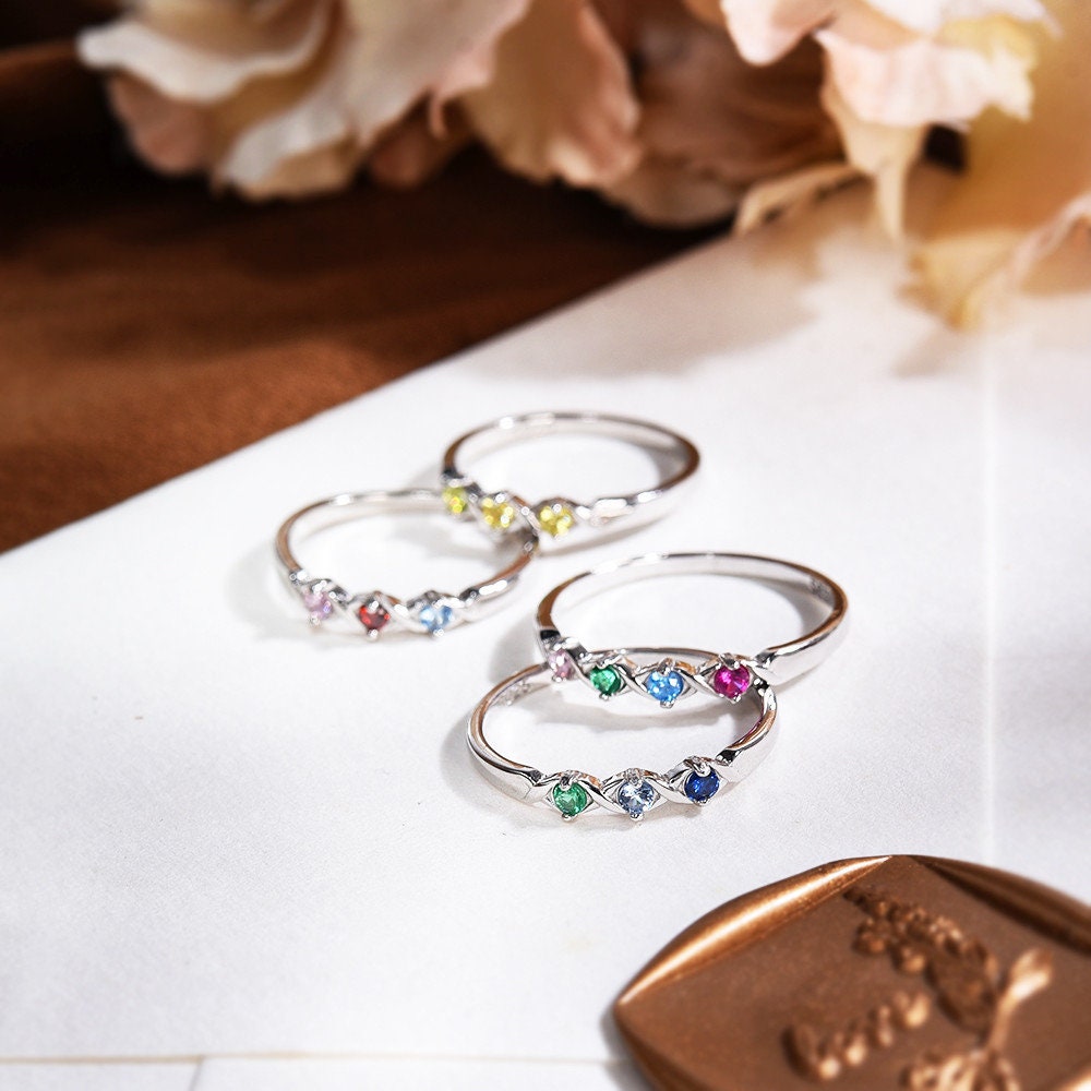 Personalized 16 Birthstones XOXO Ring, Mother's Ring, Specialized With ...