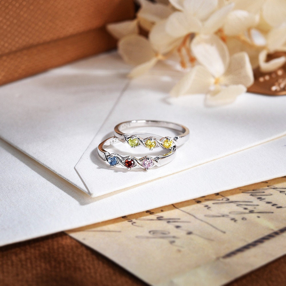 Personalized 16 Birthstones XOXO Ring, Mother's Ring, Specialized With ...