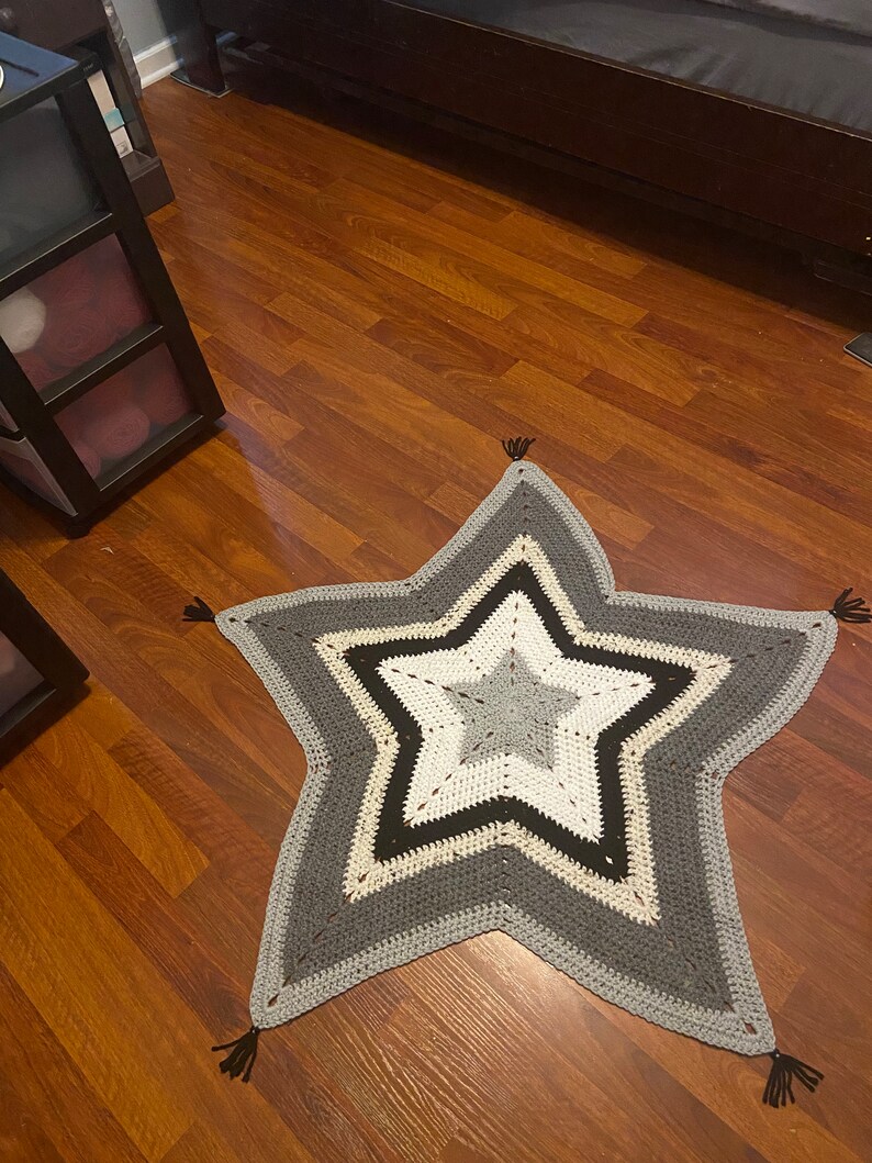 Crochet Star Rug, Crochet Rug, Handmade Decor, Crochet Star Decor, Star ...