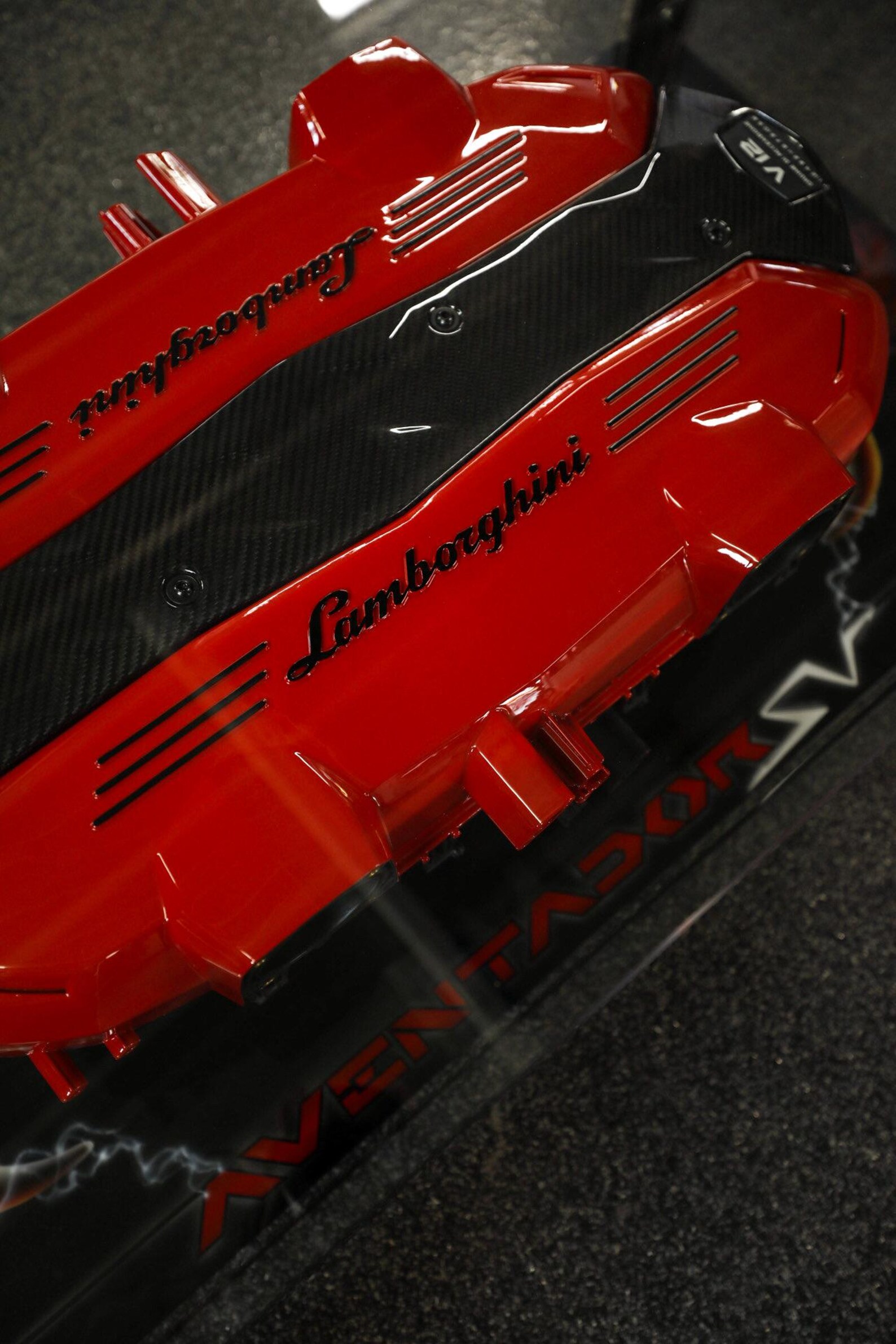 Lamborghini Aventador SV V12 Intake Manifold Table - Etsy
