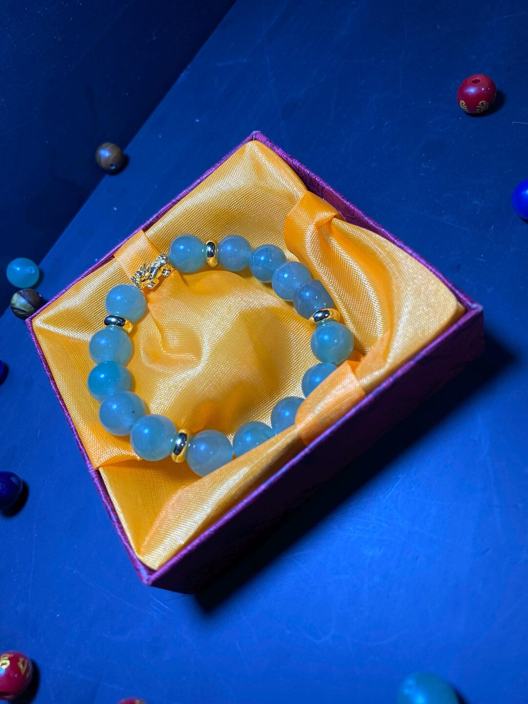 Lucky 18k Gold Small Pixiu Piyao. Light Gray-white Onyx Beads - Etsy