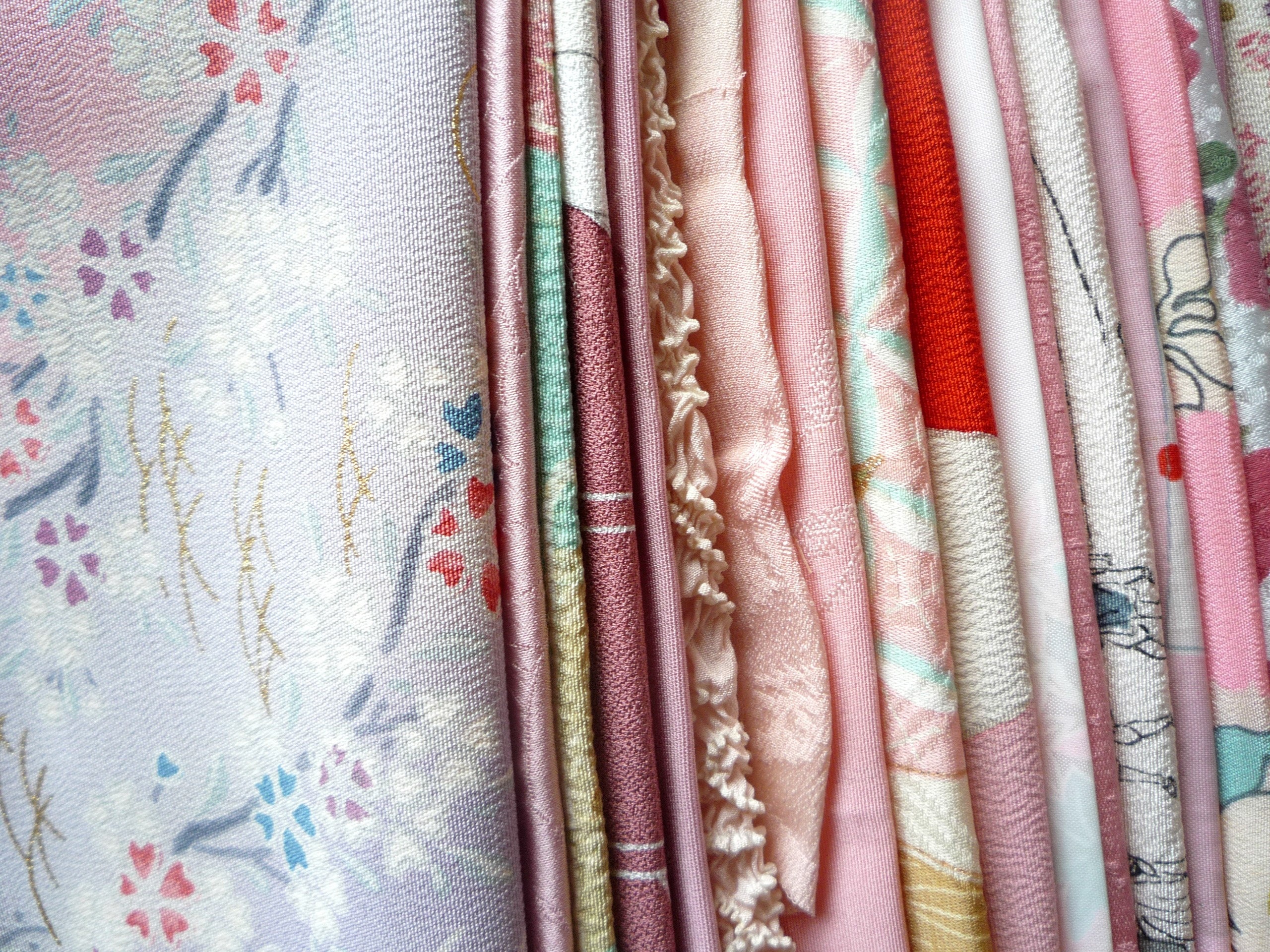 Pink Vintage Japanese Kimono Fabric Remnants: Silk Scrap Grab Bag (23 ...