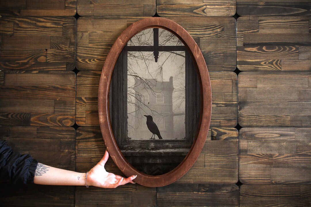 Crow Landing on the Window,wall Plaque,wooden Decor Plaque,christmas ...