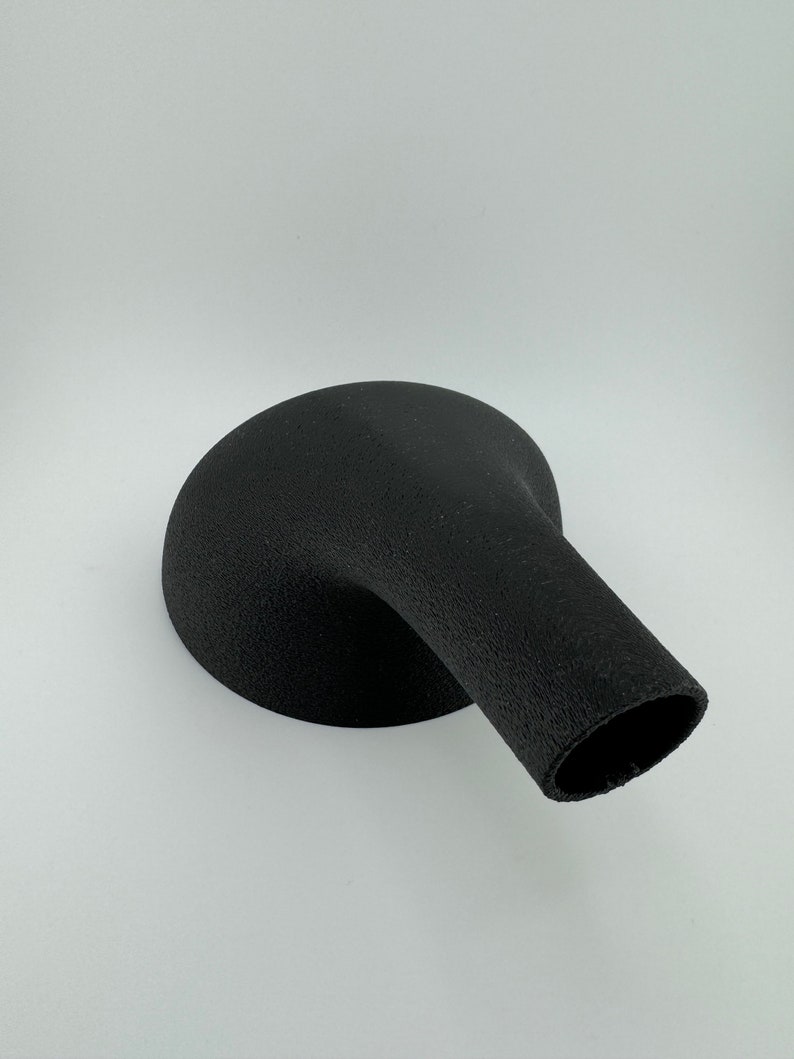 Event Horizon Explorer: 3D Printable Black Hole Model for Educational ...