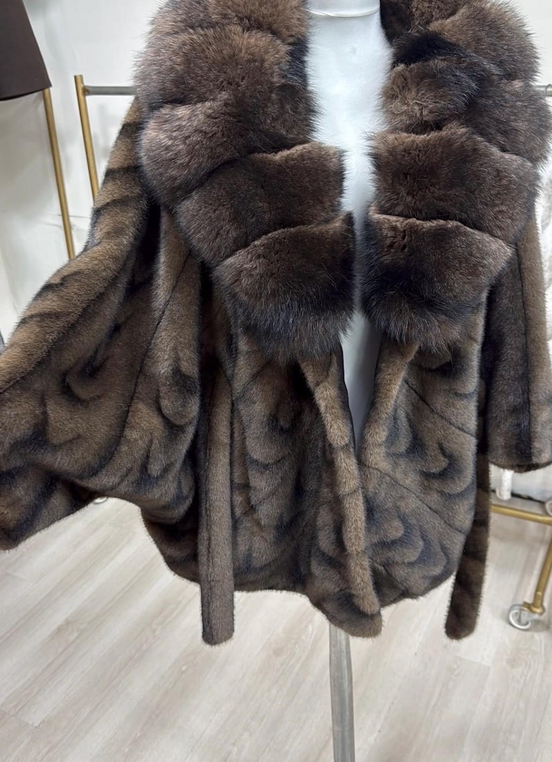 Handmade Mink Fur Coat and Genuine Fox Fur Collar – Mink-look Alcantara ...