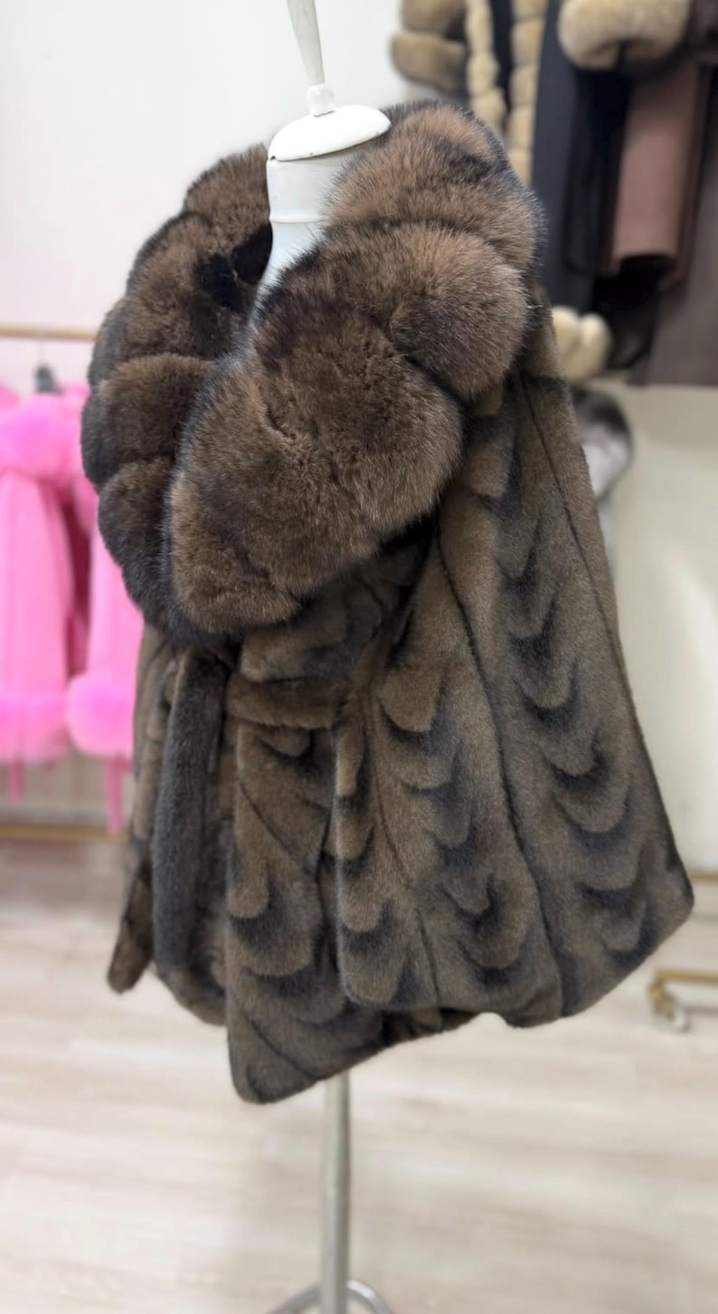 Handmade Mink Fur Coat and Genuine Fox Fur Collar – Mink-look Alcantara ...