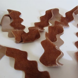 Brown Velvet Ric Rac Trim Ribbon May Arts End of Bolt - Etsy