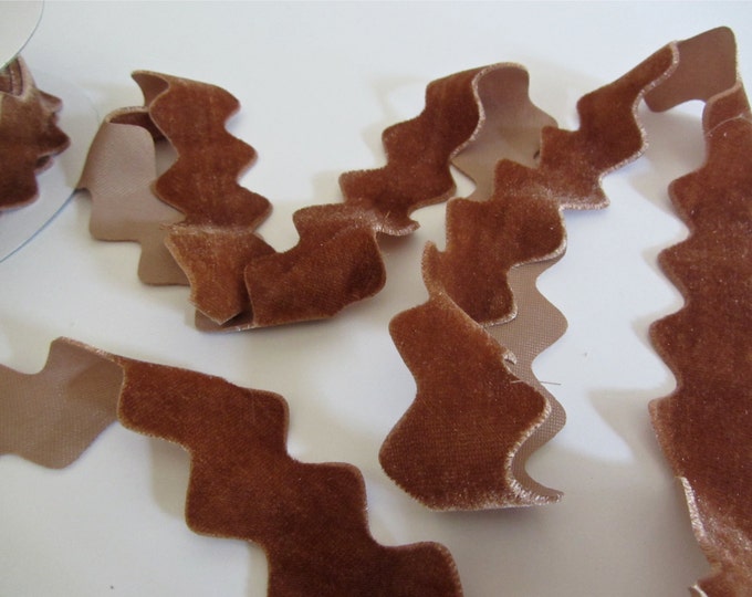 Brown Velvet Ric Rac Trim Ribbon May Arts - Etsy