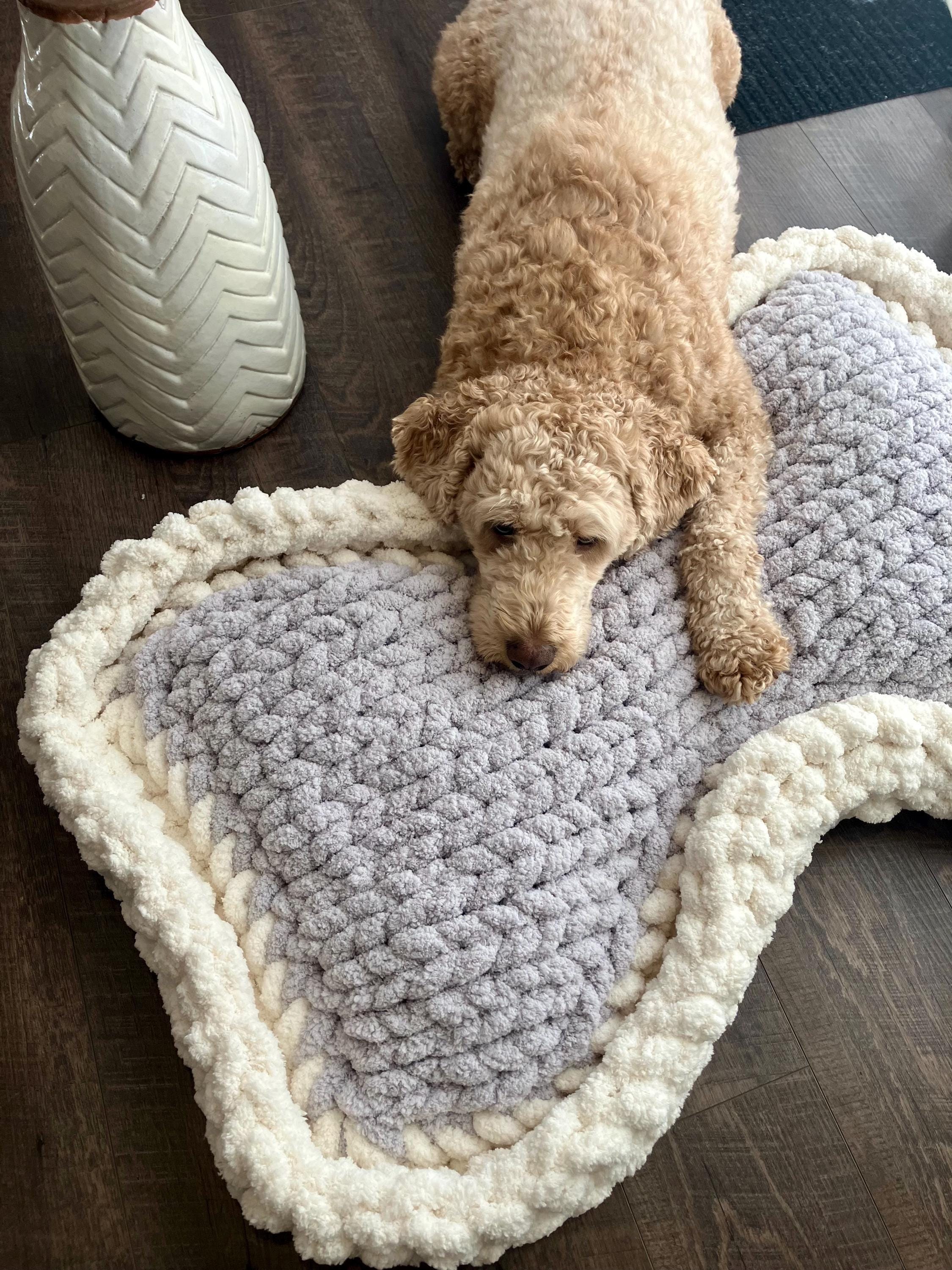 Chunky Hand-knit Dog Bone Bed | Ultra Soft | Cozy | Stylish - Etsy