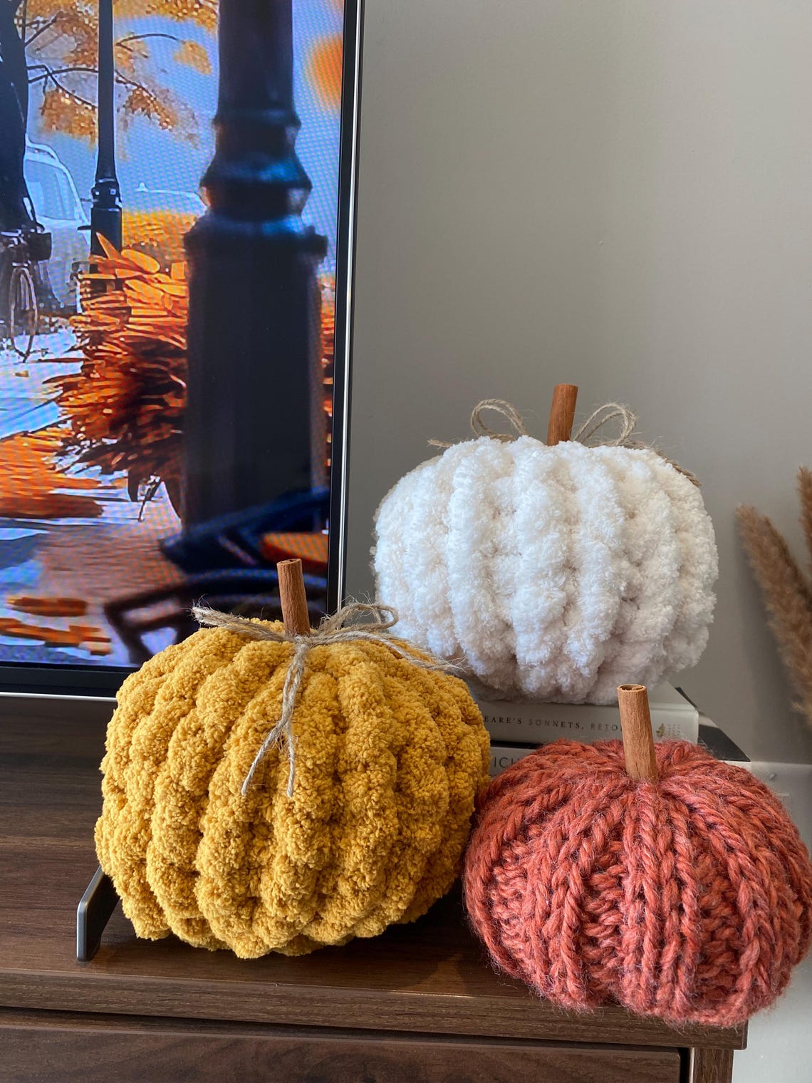 Set of 3 | Hand Knit Pumpkins | Fall Decor | Cozy | Chunky Knit - Etsy
