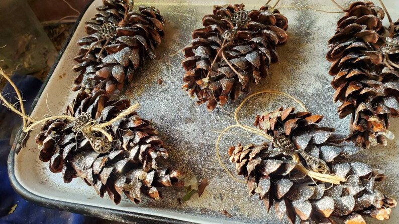 PINE CONE HEART Hanging Tree Love Ornament - Etsy