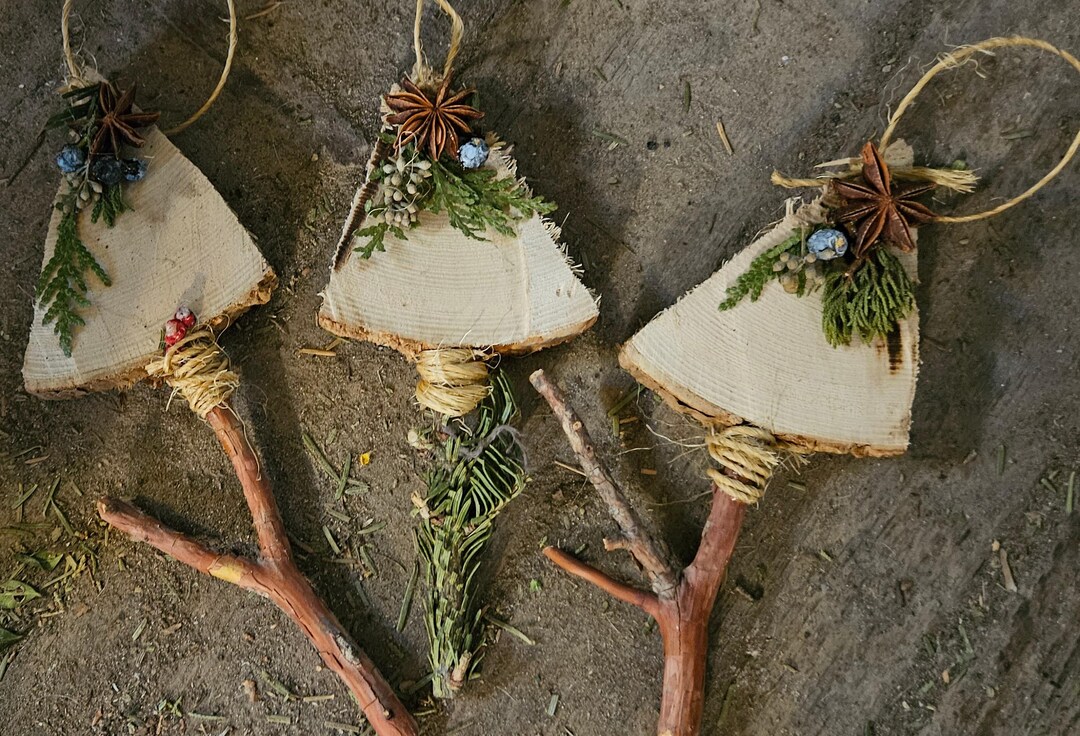 WOOD SLICE TREE Hanging Forest Ornament - Etsy