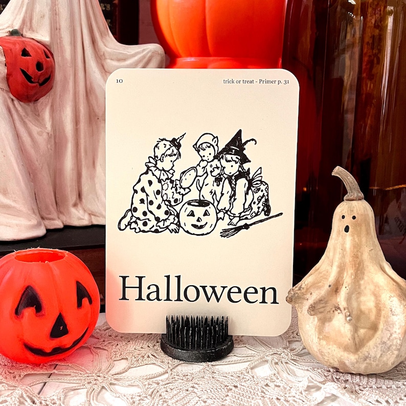 Illustrated "halloween" Flash Card - Party Invitation - Shelf Display ...