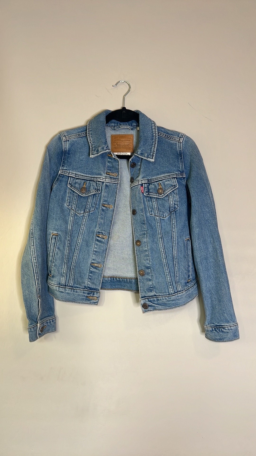 Vintage Levi’s Big E AC/DC Denim Jacket - Etsy