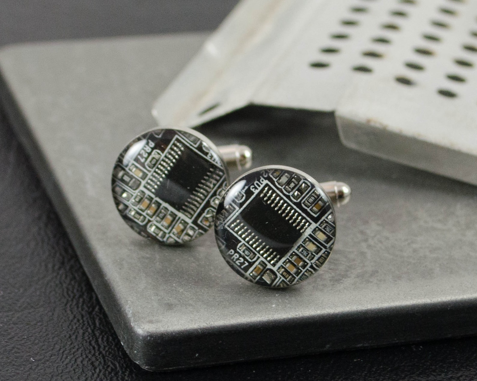 Recycled Computer Circuit Board Cufflinks CHOOSE COLOR Geeky - Etsy
