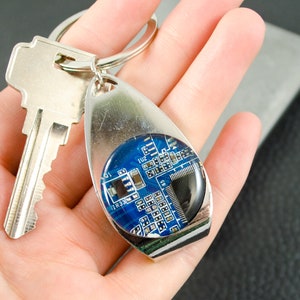 Blue Circuit Board Bottle Opener Keychain, Computer Programmer Gift ...