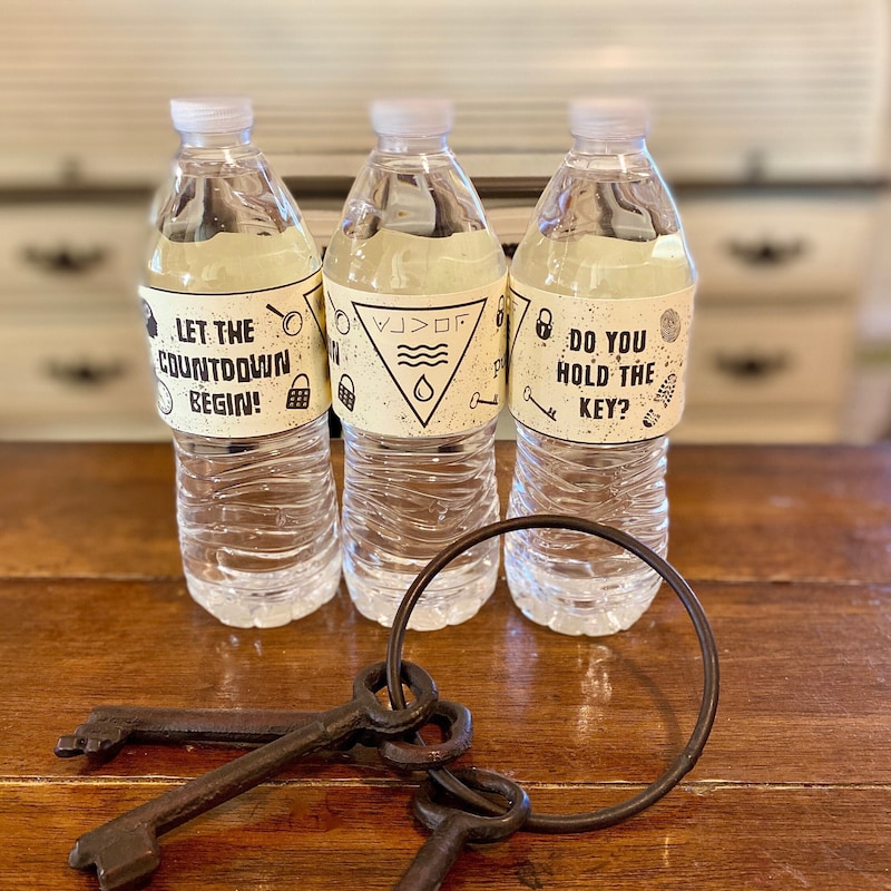 Escape Room for Bottle - Etsy