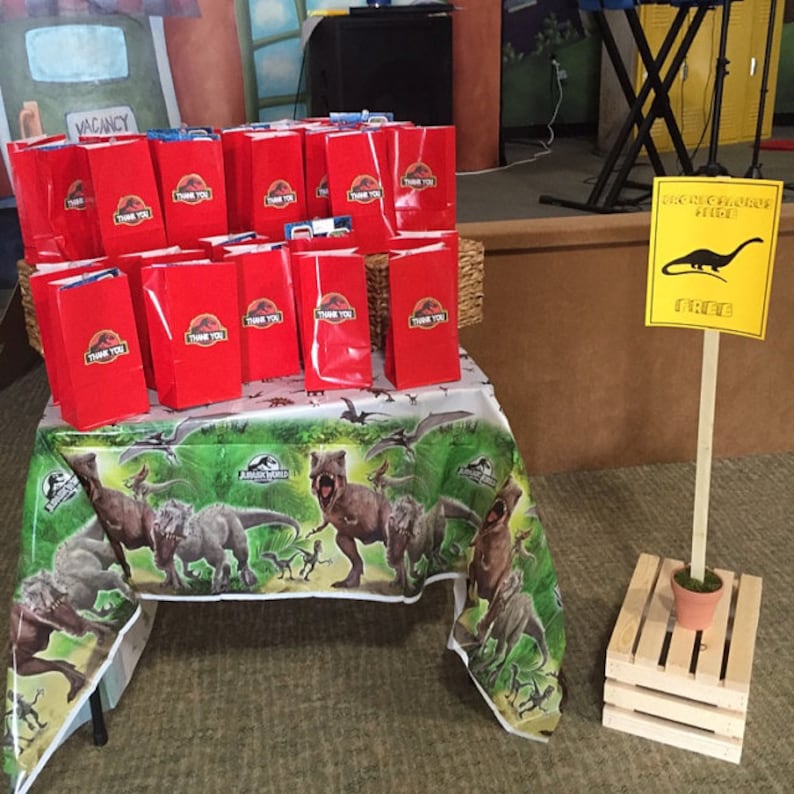 PDF: Set of 7 Dinosaur Crossing Signs Dinosaur Themed Party | Etsy