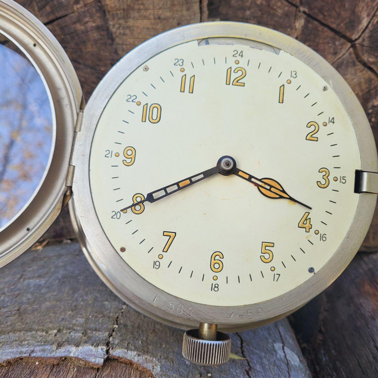 Large Cabin Mechanical Wall Clocks Clocks in the Cabin Ship Clocks ...
