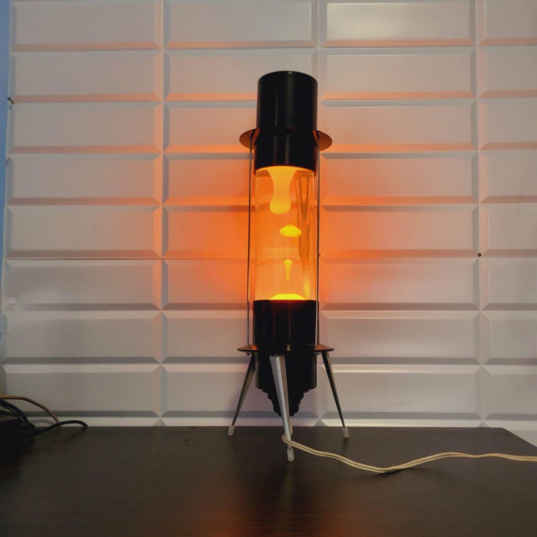 Large 19″ Soviet Lava Lamp Rainbow USSR Racket Spaceship Yellow Working ...