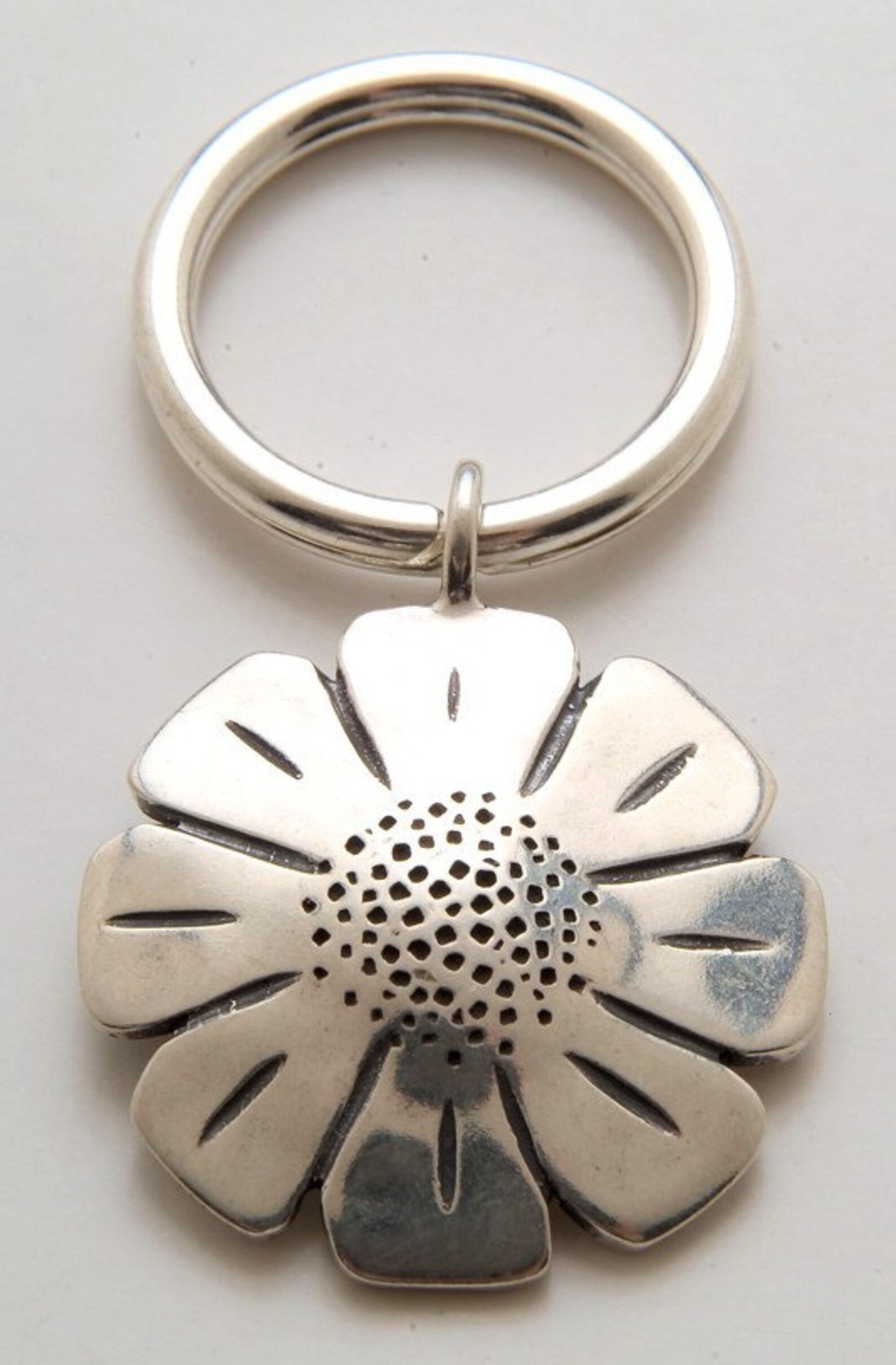 Silver Daisy Keyring Made From Vintage American Half Dollar Coin - Etsy