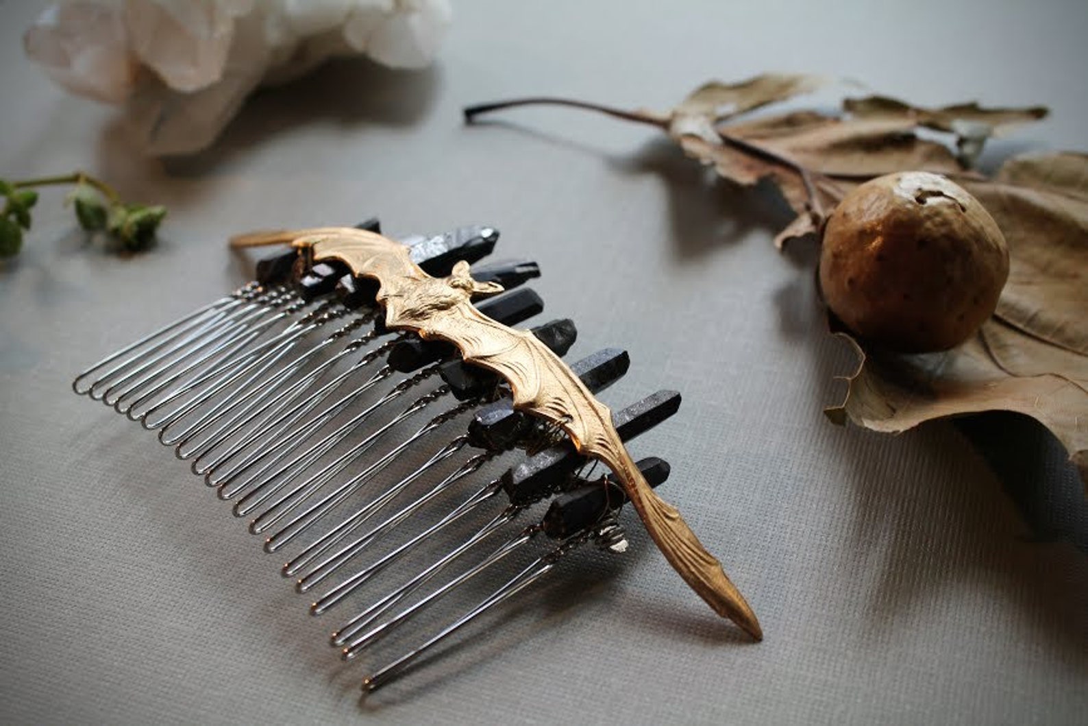 Night Hunter // Bat and Raw Black Crystal Hair Comb - Etsy