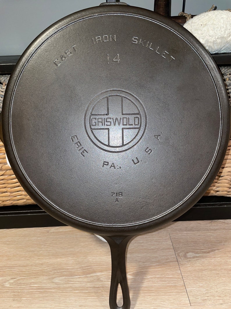 Vintage GRISWOLD Cast Iron SKILLET Frying Pan # 14 Large Block Logo ...
