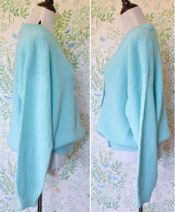 Light AQUA 1980's Vintage Solid Light Blue Textured A… - Gem